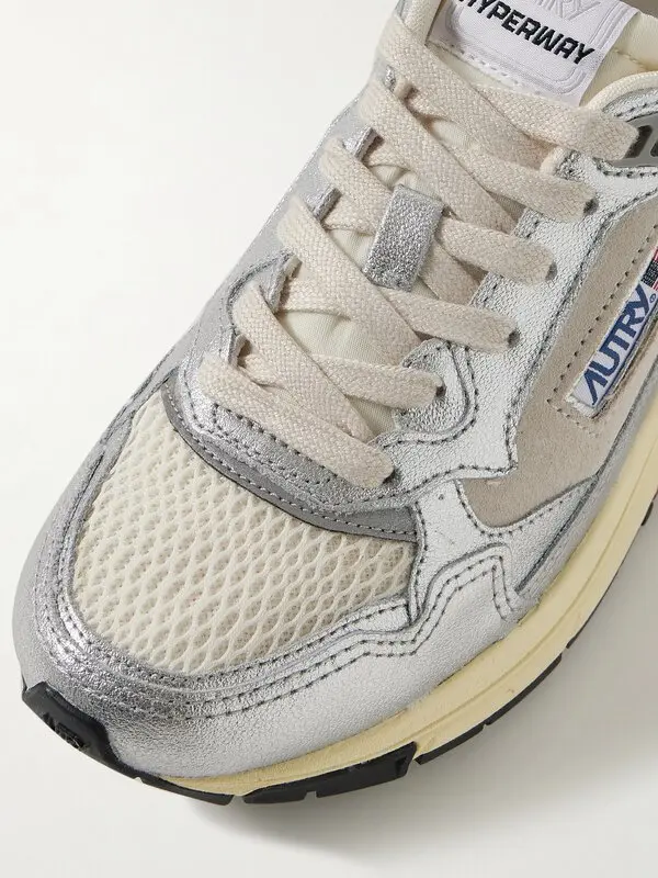 AUTRY Hyperway Low Metallic Leather Sneakers - Silver