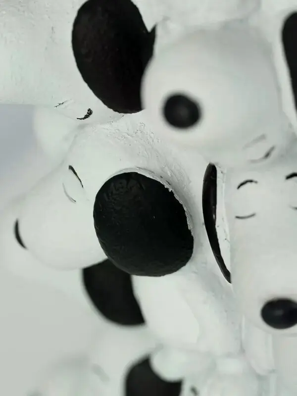 LEBLON DELIENNE King Snoopy Sculpture