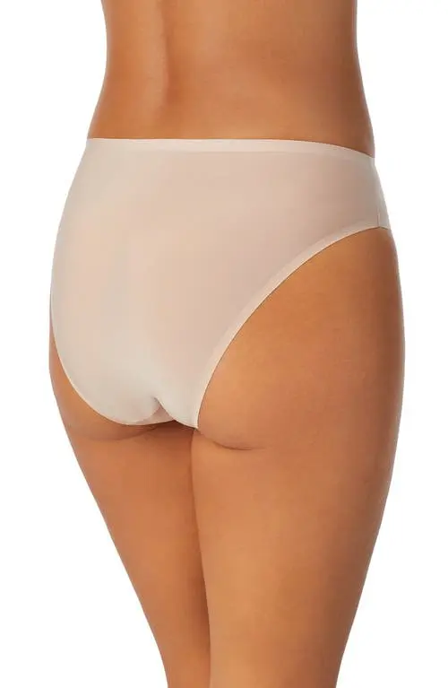 ON GOSSAMER Heavenly Stretch High Cut Briefs - Champagne