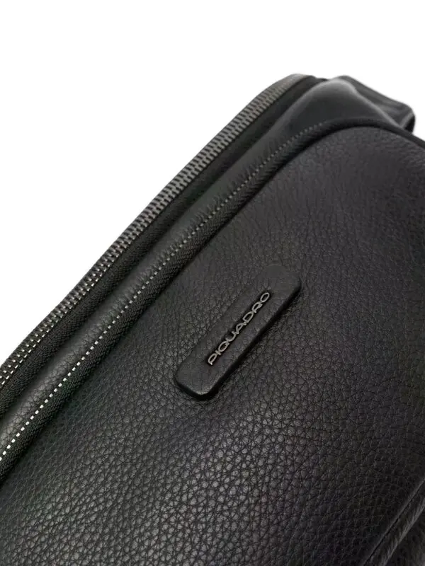PIQUADRO Logo-plaque Leather Belt Bag