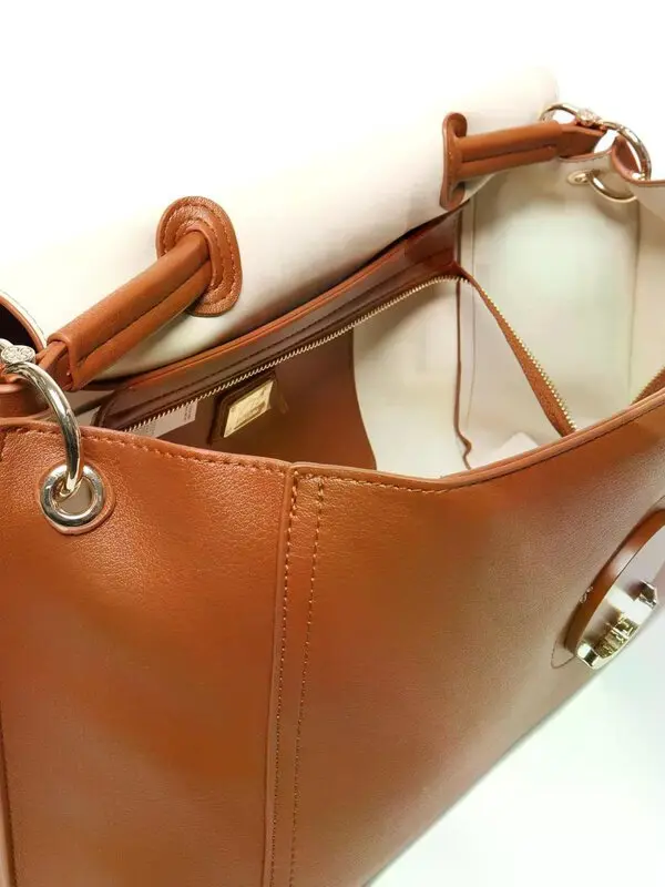 V°73 Leather Shoulder Bag