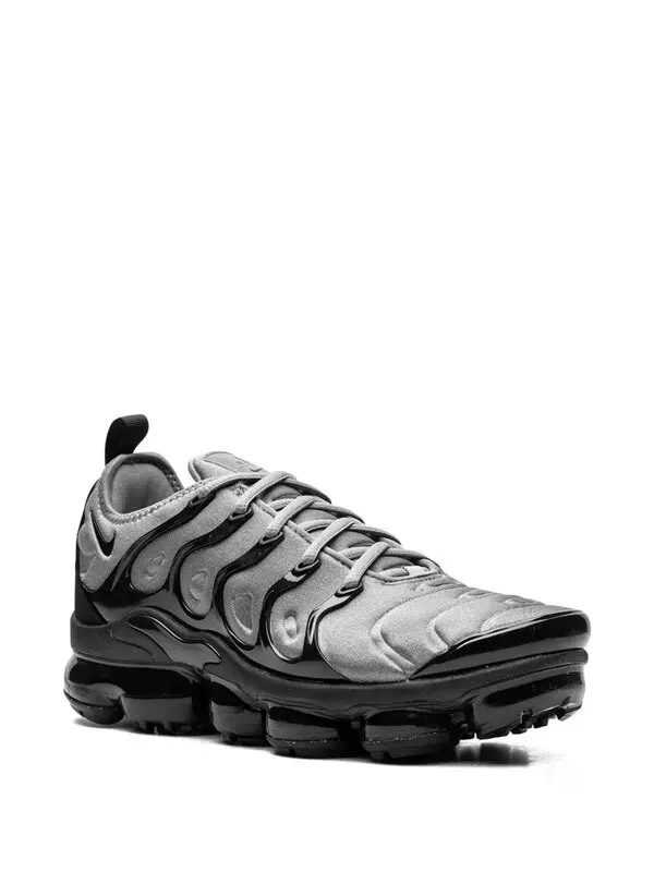 Nike Air Vapormax Plus Sneakers - Grey