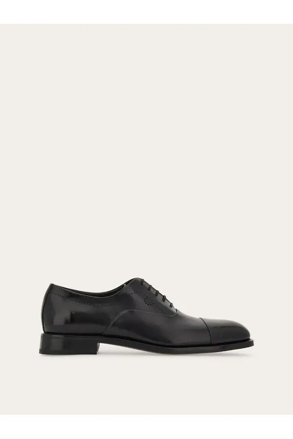 FERRAGAMO Tramezza Oxford With Toe Cap - Black