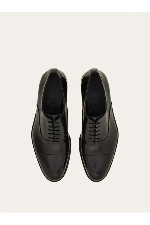 FERRAGAMO Tramezza Oxford With Toe Cap - Black