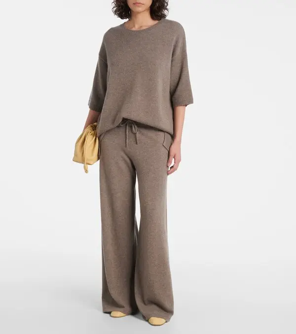 LISA YANG Mila Oversized Cashmere Sweater