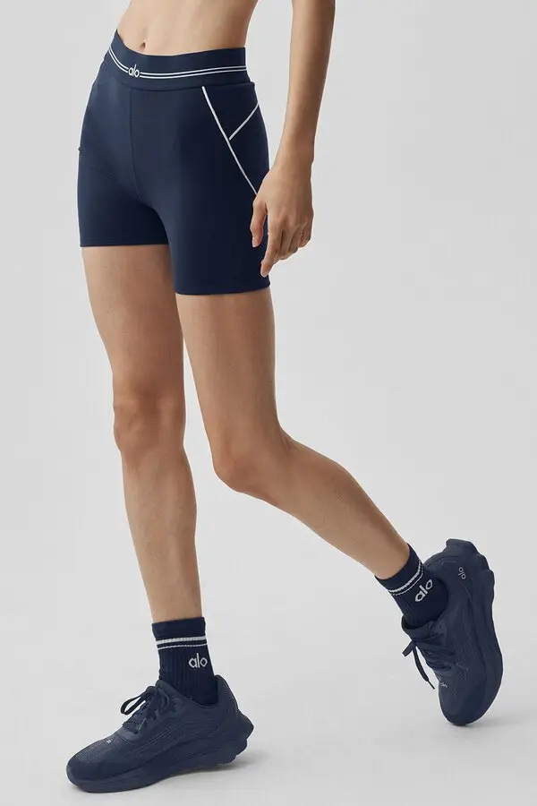 Alo Yoga 4” Airbrush High-waist Heart Throb Short - Navy/white