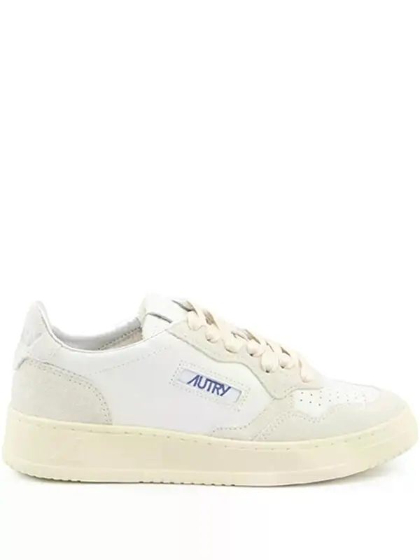 AUTRY Medalist Low Leather Sneakers - White