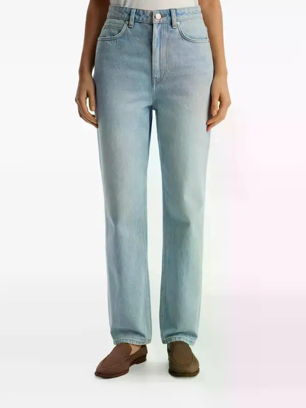 12 STOREEZ Mom-fit Jeans