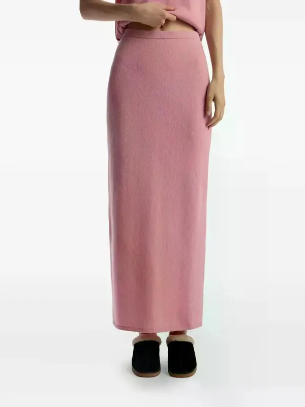 12 STOREEZ Knitted Maxi Skirt