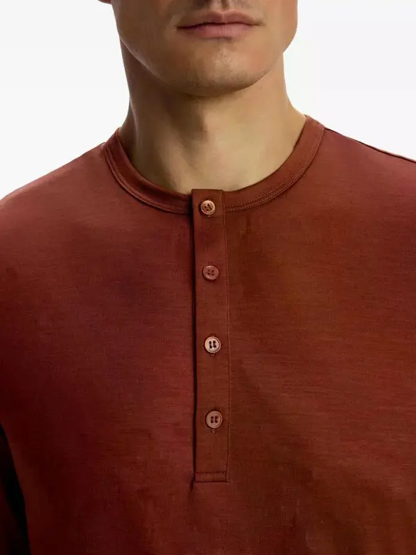 12 STOREEZ Long-sleeve Henley T-shirt