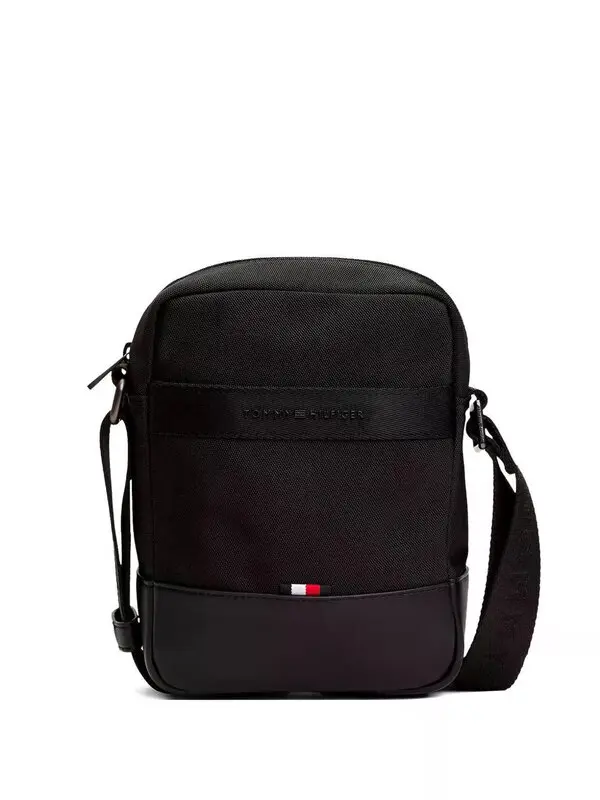 Tommy Hilfiger Logo-plaque Shoulder Bag - Black