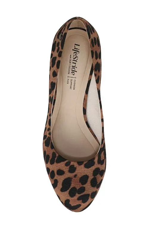 LIFESTRIDE Parigi Pump