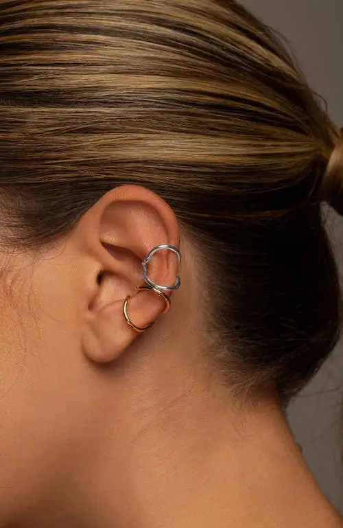 PIERETTI Nora Ear Cuff - Silver Plate
