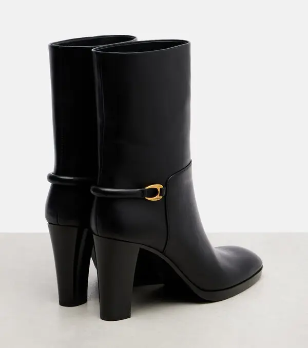 Saint Laurent Sulpice 80 Leather Ankle Boots