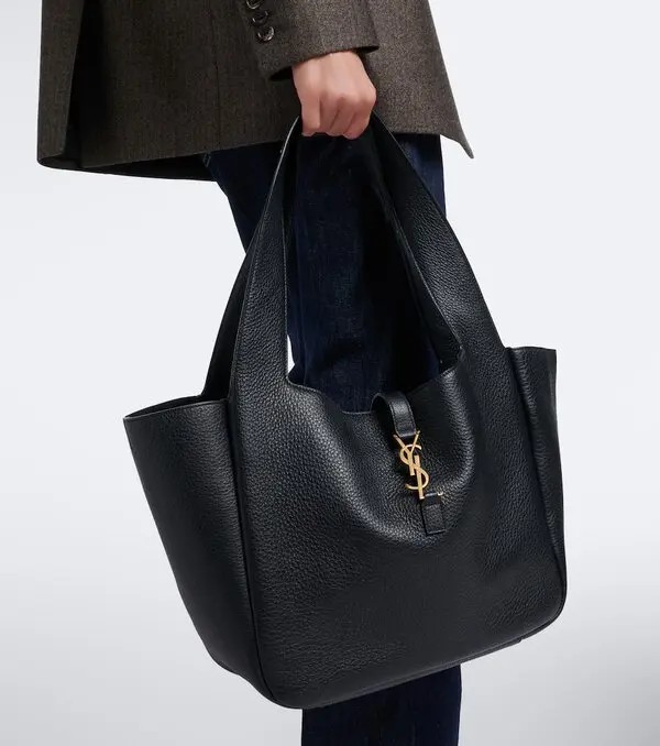 Saint Laurent Le 5 À 7 Bea Tote Bag - Black
