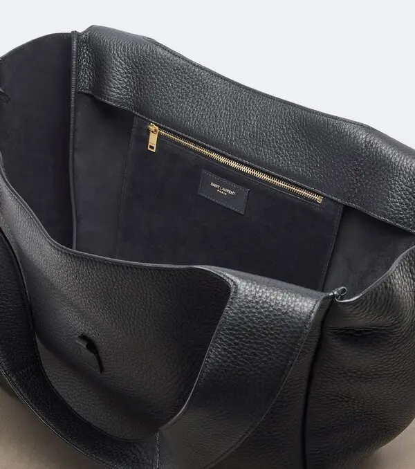 Saint Laurent Le 5 À 7 Bea Tote Bag - Black