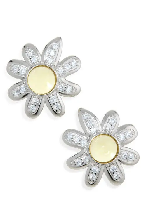 Collina Strada Chamomile Stud Earrings - Lemon
