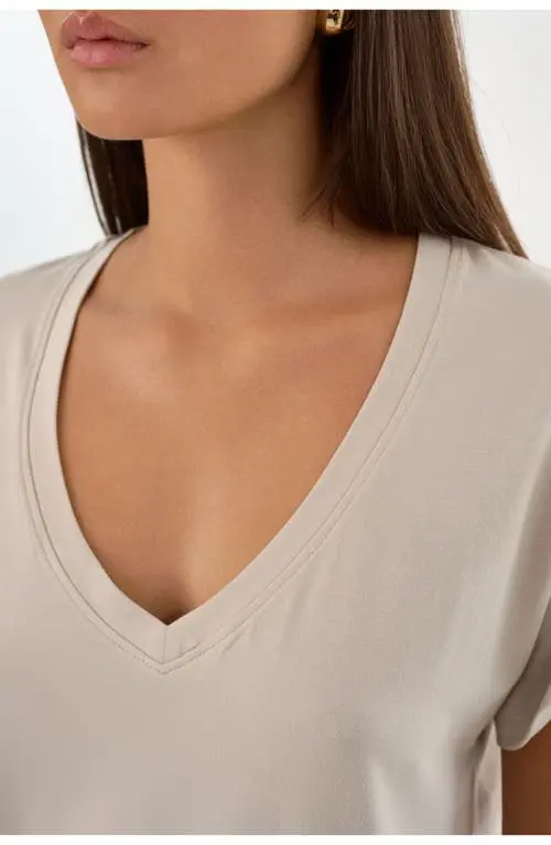 LAMARQUE Nerea Jersey V-neck Tee - Dove