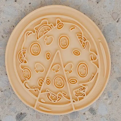 DEXYPAWS Enrichment Lick Mat Pupperoni Pizza Grooved Silicone