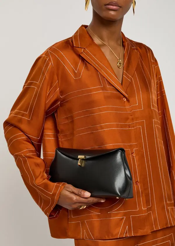 TOTEME T-lock Leather Clutch - Black