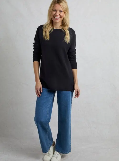 WEIRD FISH Dalla Knitted Crew Neck Jumper - Dark Navy