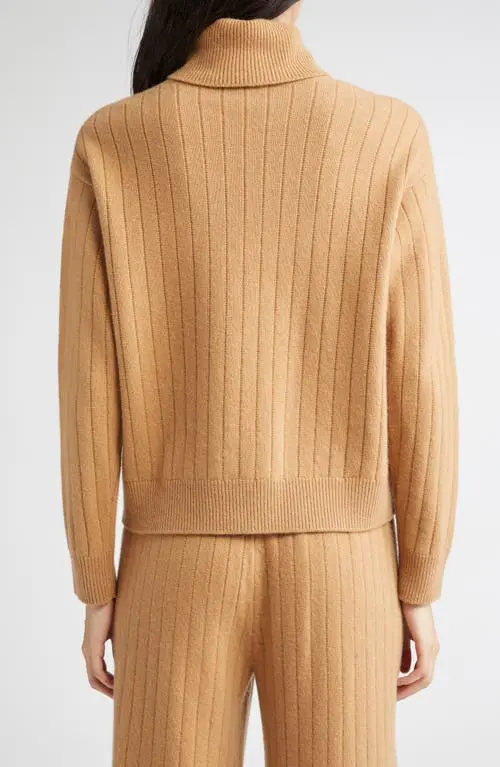 Eleventy Wool & Cashmere Turtleneck Sweater