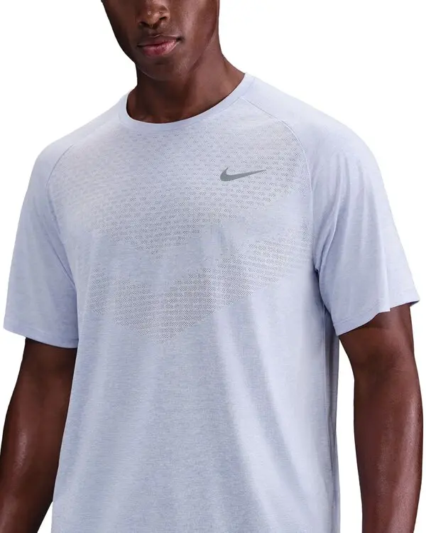Nike Stride Reflective Running Tee