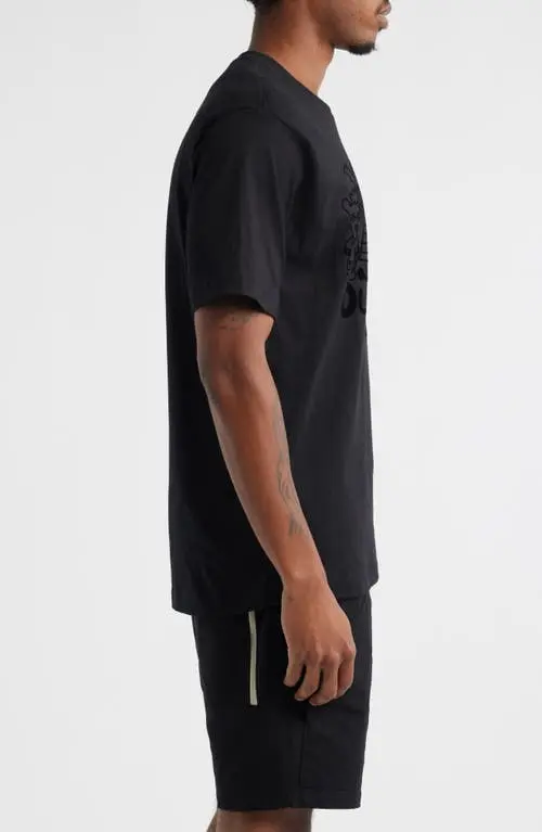 VIC GARCIA WORLD Outsiders Welcome Graphic T-shirt - Black