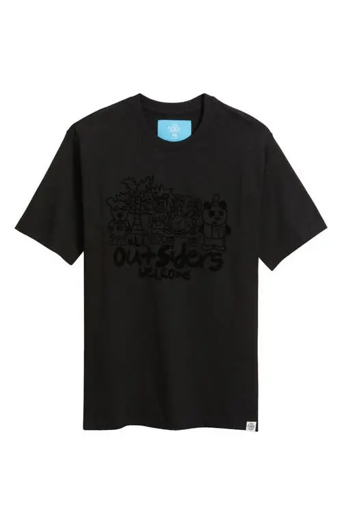 VIC GARCIA WORLD Outsiders Welcome Graphic T-shirt - Black