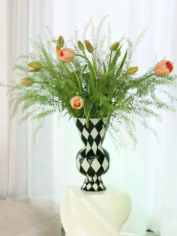 &K AMSTERDAM Rhombic Vase