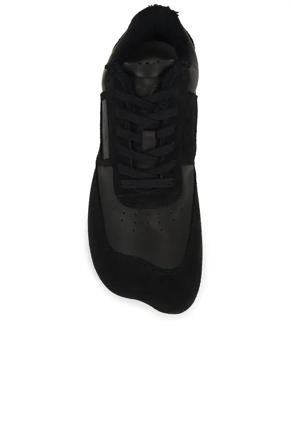 MAISON MARGIELA Low Top Sneakers - Black