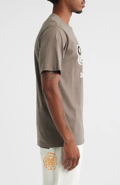 VIC GARCIA WORLD Move Different Graphic T-shirt - Graphite