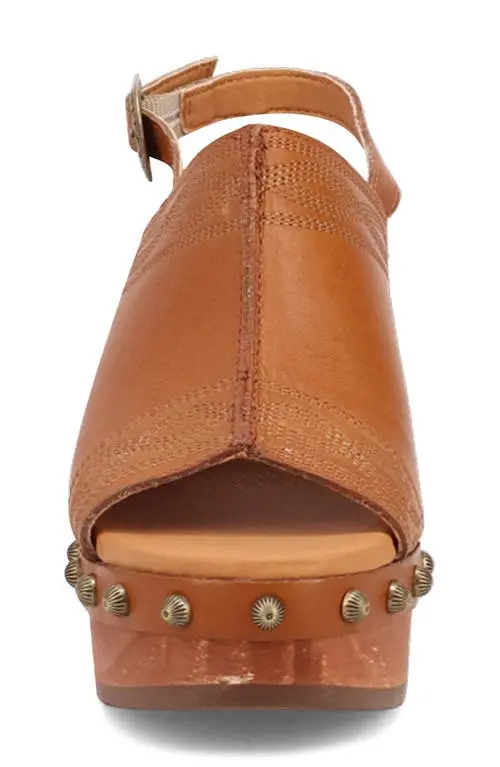 DINGO Clover Slingback Platform Sandal - Tan