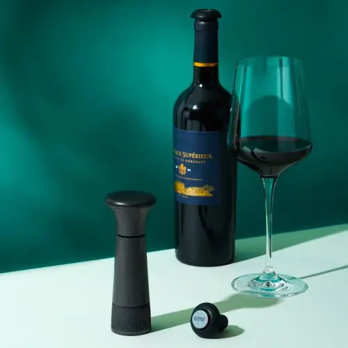INNOVINE Vacuum Pump Wine Saver - Graphite
