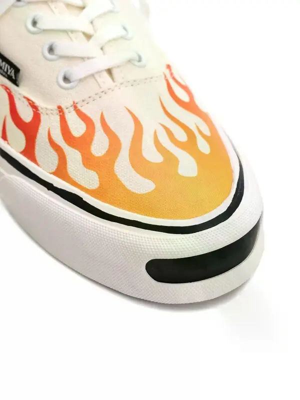 KAMIYA Herc Flame-pattern Vulcanized Sneakers - White