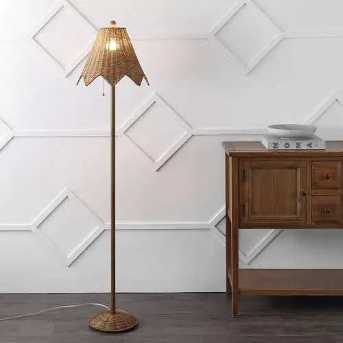 JONATHAN Y Tybee 60.5" Traditional Coastal Rattan Scalloped Led Floor Lamp