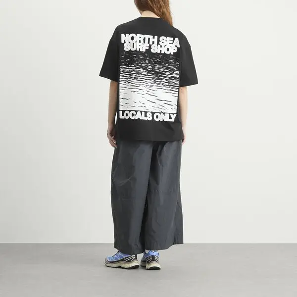 END. Coastal Locals T-shirt