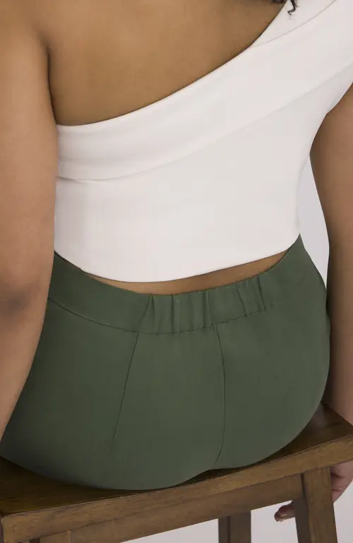 AAM THE LABEL High-waisted Relaxed Fit Short - Pine