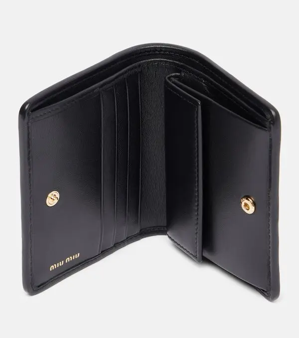 Miu Miu Logo Matelassé Leather Wallet - Black
