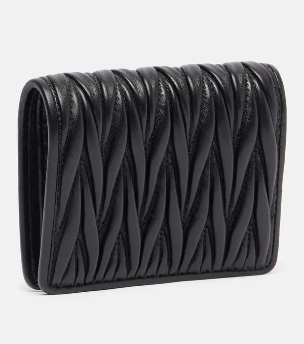 Miu Miu Logo Matelasse Leather Wallet - Black