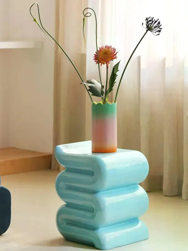 &K AMSTERDAM Fade Scalloped Vase