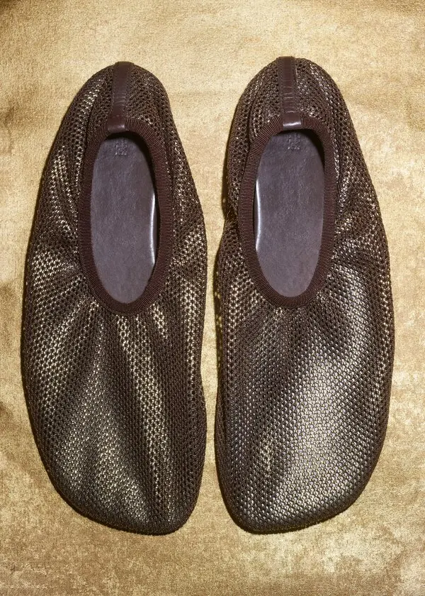 ME+EM Asymmetric Mesh Slippers - Chocolate/gold
