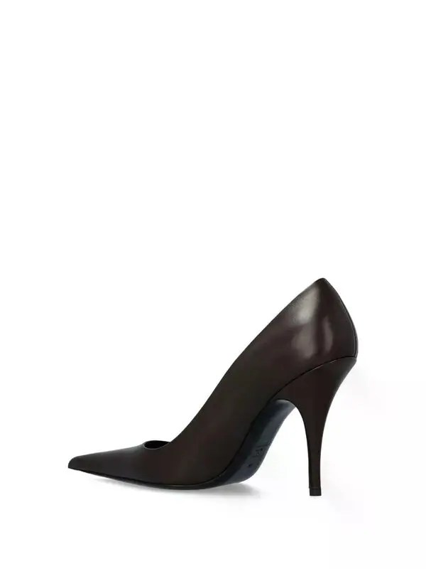 Vetements Pointed-toe Pumps