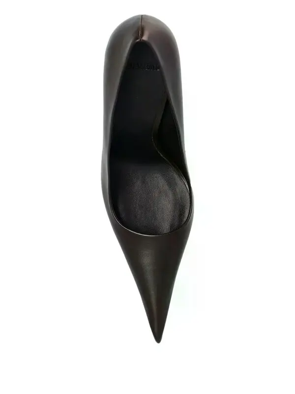 Vetements Pointed-toe Pumps