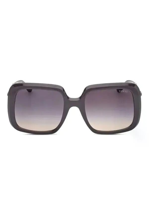 Guess Chain-embellished Square Sunglasses - Black