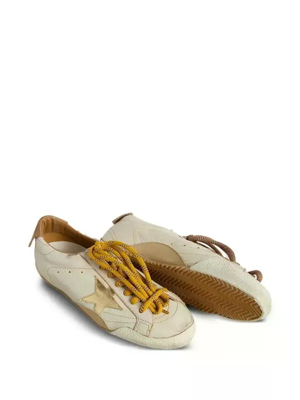 GOLDEN GOOSE True Star Suede Sneakers - Neutrals