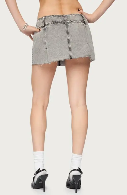 EDIKTED Fray Hem Denim Miniskort