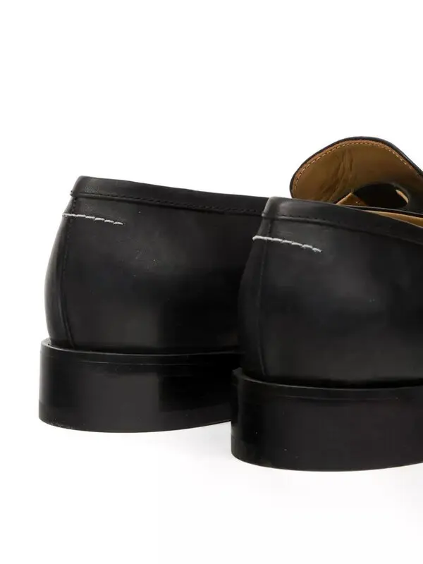 MAISON MARGIELA Tabi Leather Loafers - Black