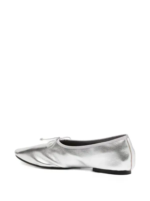 ABOUT ARIANNE Glove Ballerina Flats