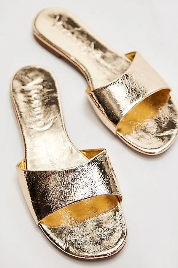 VICENZA Flat Sandals - Light Gold